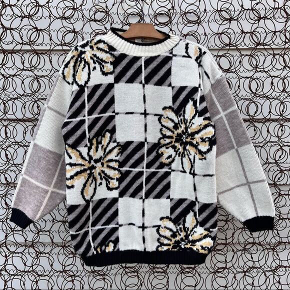 Vintage | Sweaters | Vintage 9s Spunky Cream And Gray Plaid With Large ...